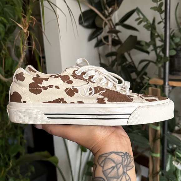 Vans | Shoes | Vans Anaheim Factory Sid Dx Cow Print Size 8w 65m | Poshmark